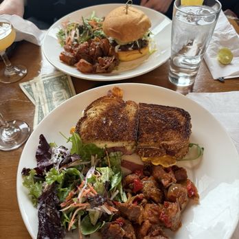 THE SIDECAR BAR & GRILLE - Updated December 2025 - 517 Photos & 777 ...