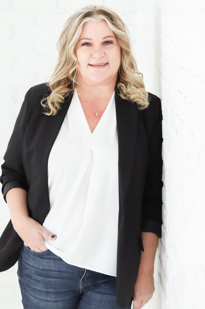 LISA SHIELDS - WILLIAM DAVIS REALTY - Updated September 2024 - Contact ...
