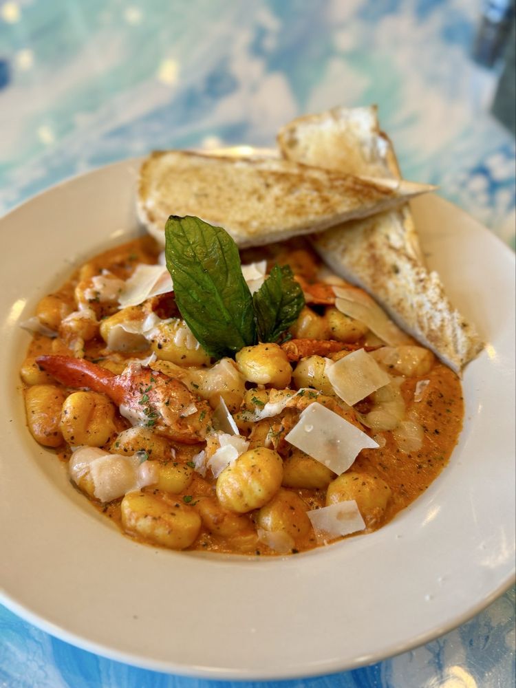 HOOKED ISLAND GRILL - FORT MYERS - Updated March 2025 - 210 Photos ...