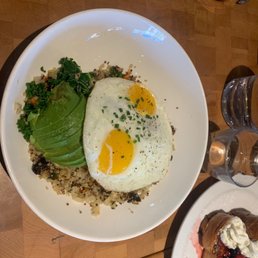 COMMONWEALTH CAFE - Updated July 2024 - 774 Photos & 607 Reviews - 300 ...