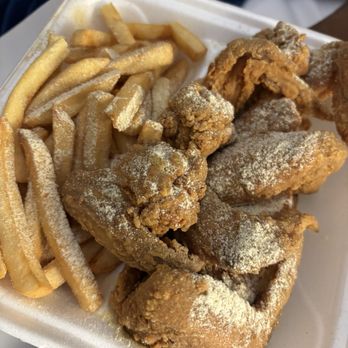 THE BEST 10 Chicken Wings in WAYCROSS, GA - Curly’s Wingz & Burgers ...