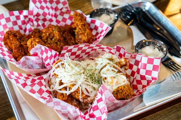 CM CHICKEN OF LOUISVILLE - Updated November 2025 - 240 Photos & 105 ...