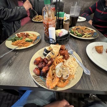 W SPOON BUFFET - Updated January 2025 - 246 Photos & 286 Reviews ...