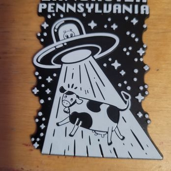 SHADY MAPLE GIFT SHOP - Updated December 2025 - 37 Photos - 129 Toddy ...