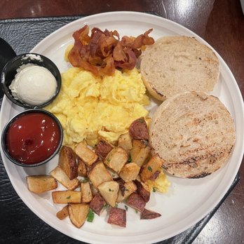 75 CHESTNUT - Updated December 2024 - 296 Photos & 616 Reviews - 75 ...