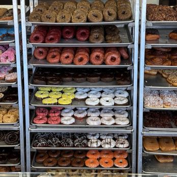 THE DONUTTERY - Updated July 2025 - 5484 Photos & 5088 Reviews - 17420 ...