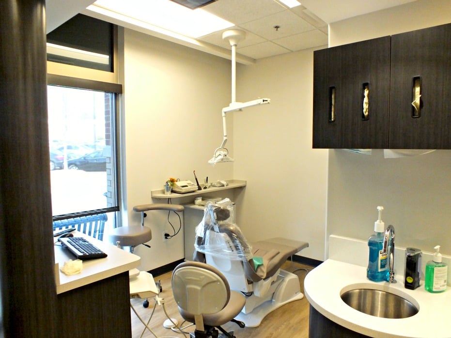 DENTFIRST PERIMETER - Updated October 2025 - 12 Photos & 34 Reviews ...