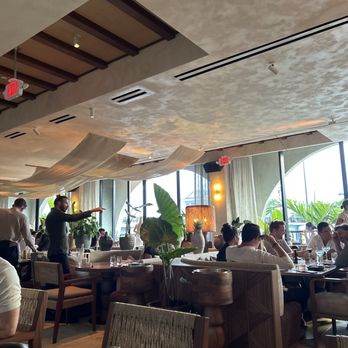 CASA NEOS - Updated December 2024 - 325 Photos & 109 Reviews - 40 SW ...