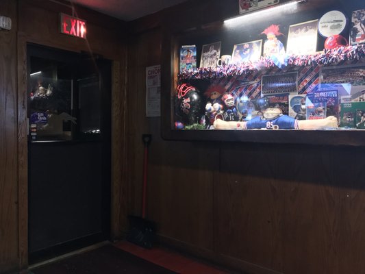 BIG TREE INN - 28 Photos & 35 Reviews - Sports Bars - 4277 Abbott Rd ...