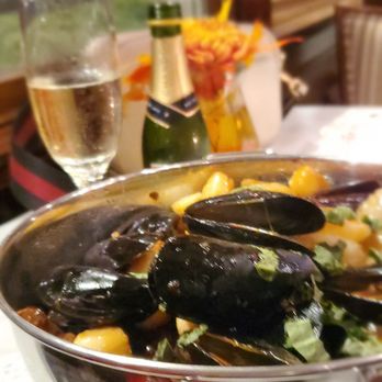 THE SNAPPER INN - Updated August 2024 - 231 Photos & 272 Reviews - 500 ...