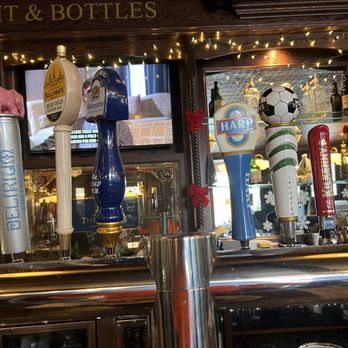 THE CASTLE IRISH PUB AND RESTAURANT - Updated April 2024 - 139 Photos ...