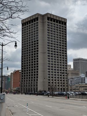 Patrick V McNamara Federal Building, 477 Michigan Ave, Detroit, MI ...