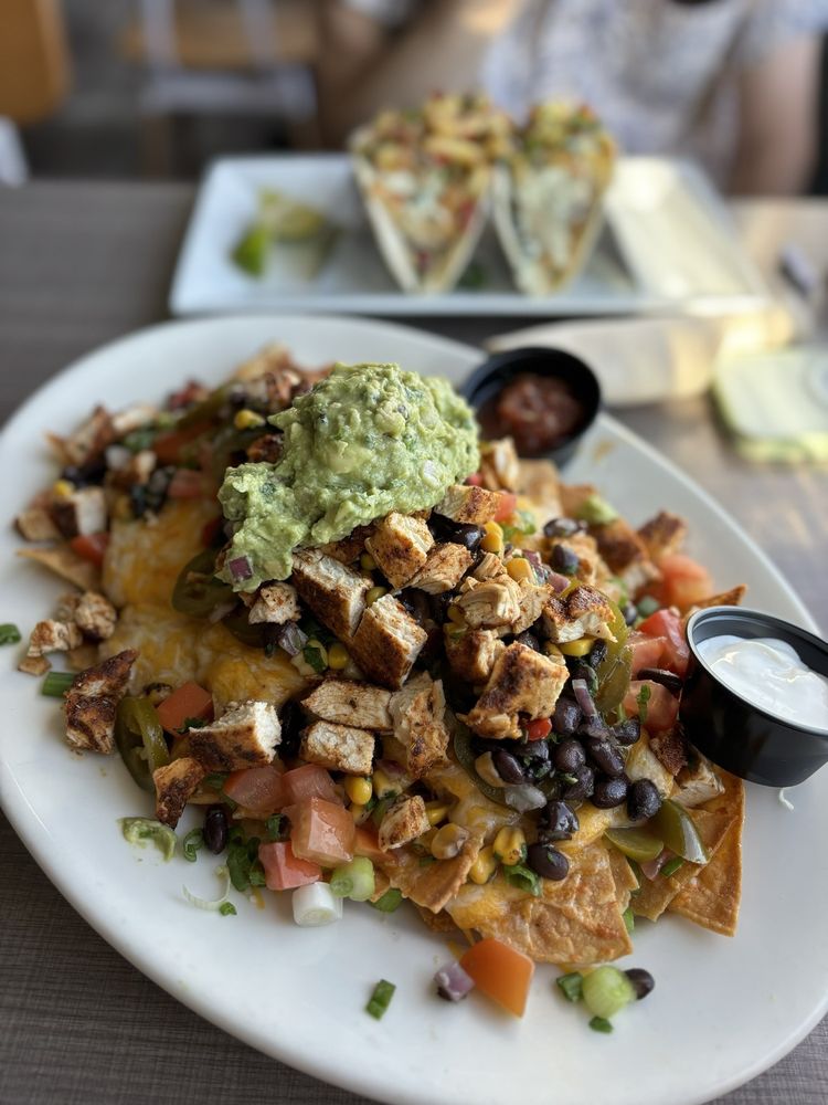 IDEAL BAR & GRILL - Updated December 2025 - 1283 Photos & 1810 Reviews ...