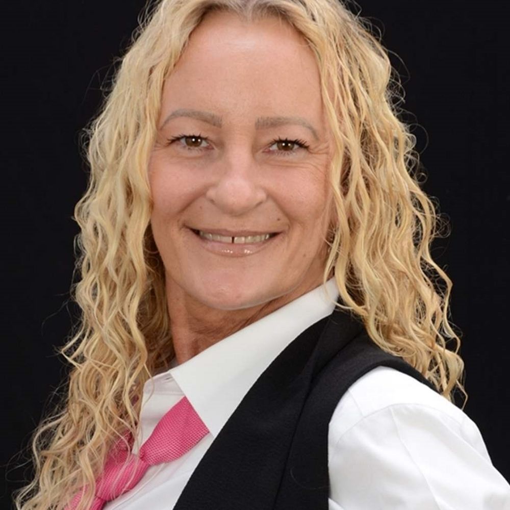 Victoria Warnock's Instagram, Twitter & Facebook on IDCrawl