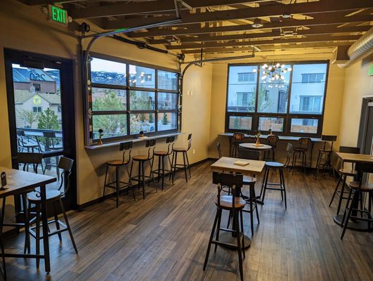 MIDNIGHT COFFEE ROASTING - Updated July 2024 - 23 Photos & 10 Reviews ...