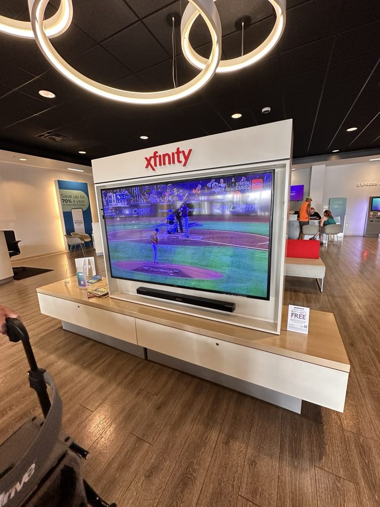 XFINITY STORE BY COMCAST - Updated December 2025 - 32 Photos & 60 ...