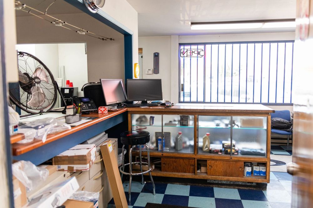 BOYD MOTOR WERKS BMW REPAIR - Updated December 2025 - 34 Photos & 65 ...