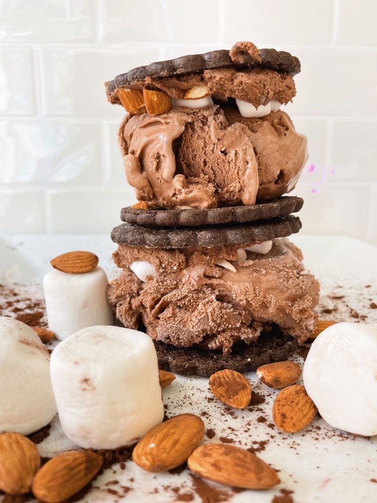 PEACE PIE - Updated October 2025 - 233 Photos & 143 Reviews - 8 Aviles ...