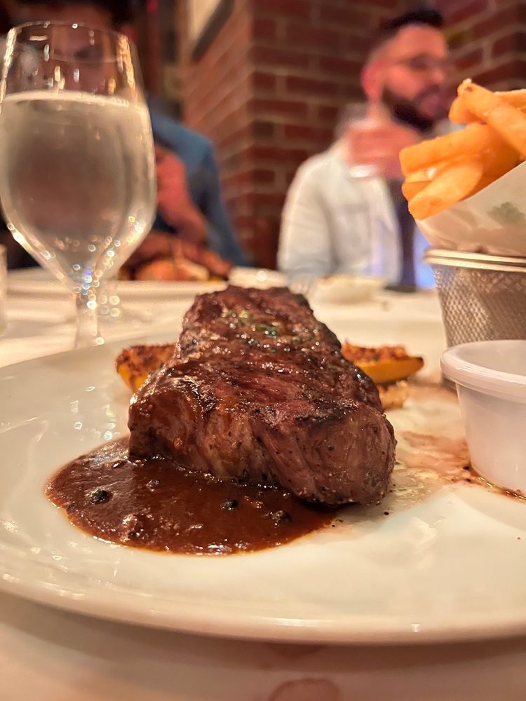 BLU POINTE - Updated January 2025 - 823 Photos & 682 Reviews - 120 ...