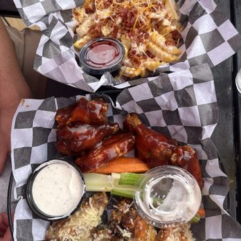 ED’S TAVERN - Updated August 2025 - 209 Photos & 252 Reviews - 2200 ...