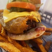 TUNE INN - 327 Photos & 527 Reviews - 331 Pennsylvania Ave SE ...