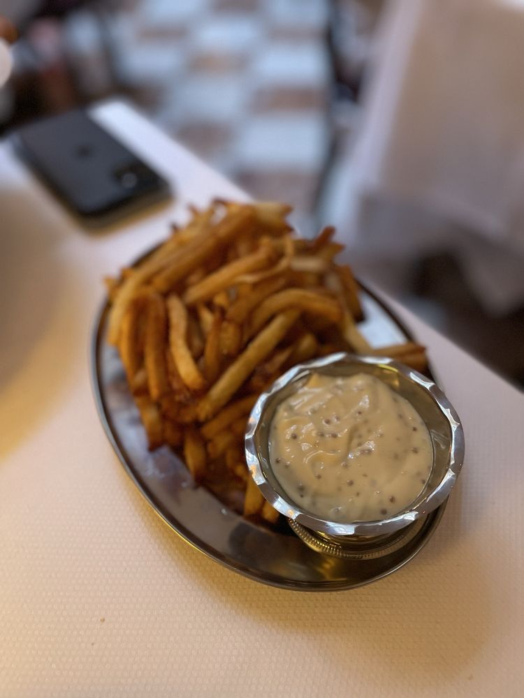 CHATEAU ROYALE - Updated January 2026 - 78 Photos & 16 Reviews - 205 ...