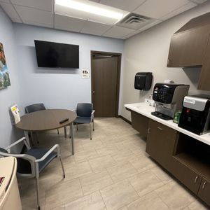 VALLEY VIEW SURGERY CENTER - Updated May 2025 - 14 Photos & 115 Reviews ...