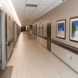 DELRAY MEDICAL CENTER - 38 Photos & 226 Reviews - 5352 Linton Blvd ...