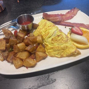 SMASHING GRAPES - Updated October 2024 - 235 Photos & 106 Reviews ...