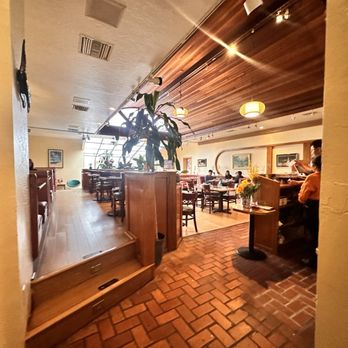 YUMMY THAI RESTAURANT - Updated June 2024 - 89 Photos & 25 Reviews ...