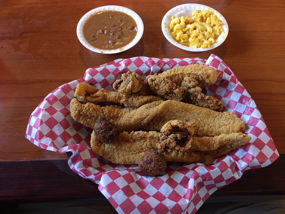 SAM’S SOUTHERN EATERY - 16 Photos & 26 Reviews - 1704 East Harding Ave ...