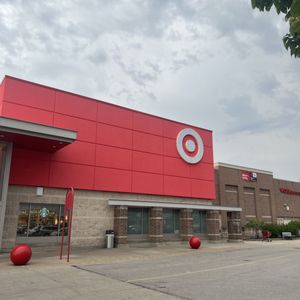 OLLIE’S BARGAIN OUTLET - Updated October 2025 - 13 Photos - 1057 Pearl ...