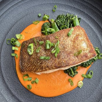 ROOF 106 - Updated July 2025 - 358 Photos & 149 Reviews - 106 Matheson ...