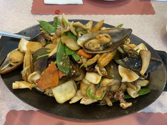 NORTH GARDEN CHINESE RESTAURANT - 32 Photos & 72 Reviews - 42 Myron St ...