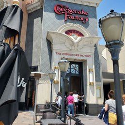 THE CHEESECAKE FACTORY - Updated October 2025 - 848 Photos & 696 ...