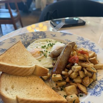 LITTLE HEN - Updated June 2025 - 2821 Photos & 1119 Reviews - 3451 NE ...