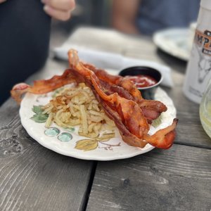 THE LITTLE DOOEY - Updated February 2025 - 171 Photos & 245 Reviews ...