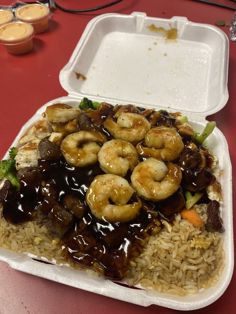 TOKYO EXPRESS - Updated October 2025 - 16 Reviews - 415 N Davis Ave ...