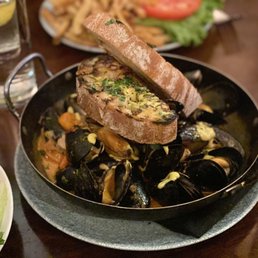 THE BLUE OX - Updated June 2025 - 310 Photos & 740 Reviews - 191 Oxford ...