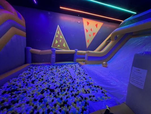 SUPER LLAMA - Updated January 2025 - 45 Photos & 17 Reviews - 6505 W ...