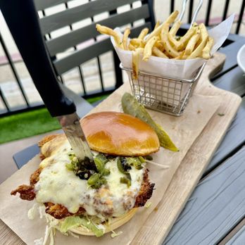 WAYPOINT CAFE - Updated June 2024 - 1521 Photos & 1810 Reviews - 325 ...