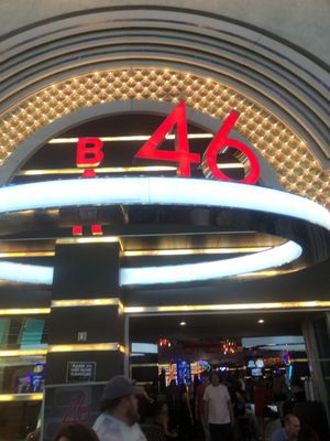 BAR 46 - Updated December 2024 - 19 Photos & 28 Reviews - 129 E Fremont ...