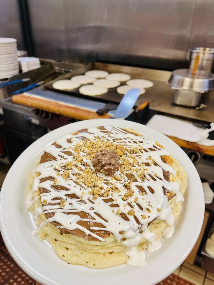 CINNAMON PANCAKE HOUSE - Updated December 2025 - 207 Photos & 148 ...