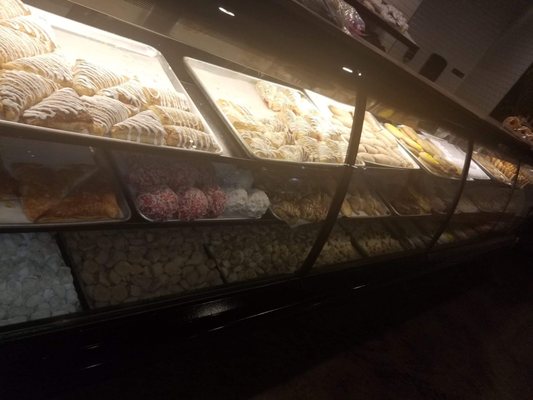 EL PRADO BAKERY - 77 Photos & 127 Reviews - Desserts - 3501 Rich Beem ...