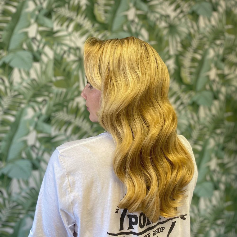 DISCOTHEQUE SALON - Updated July 2024 - 56 Photos & 22 Reviews - 2900 ...