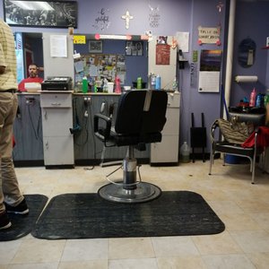 CHARLIE’S BARBER SHOP - Updated November 2025 - 38 Photos & 200 Reviews ...