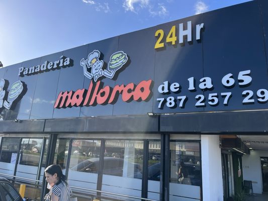 PANADERIA MALLORCA DE LA 65 - Updated August 2025 - Calle Julian ...