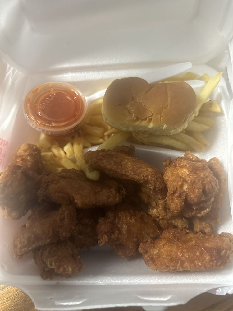 GYROS & MORE - Updated November 2025 - 26 Photos & 52 Reviews - 1515 ...