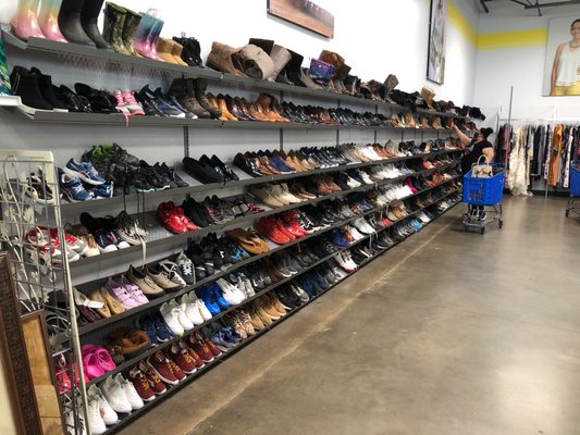 GOODWILL - Updated October 2025 - 7817 Clock Tower Dr, Austin, Texas ...