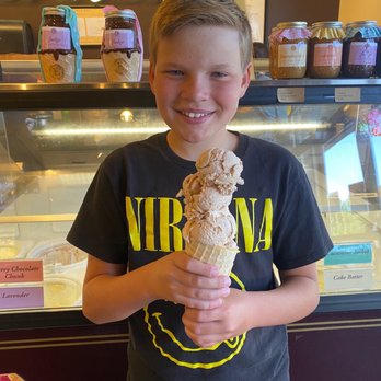 ENSTROM CANDIES - Updated November 2025 - 29 Photos & 33 Reviews - 6770 ...